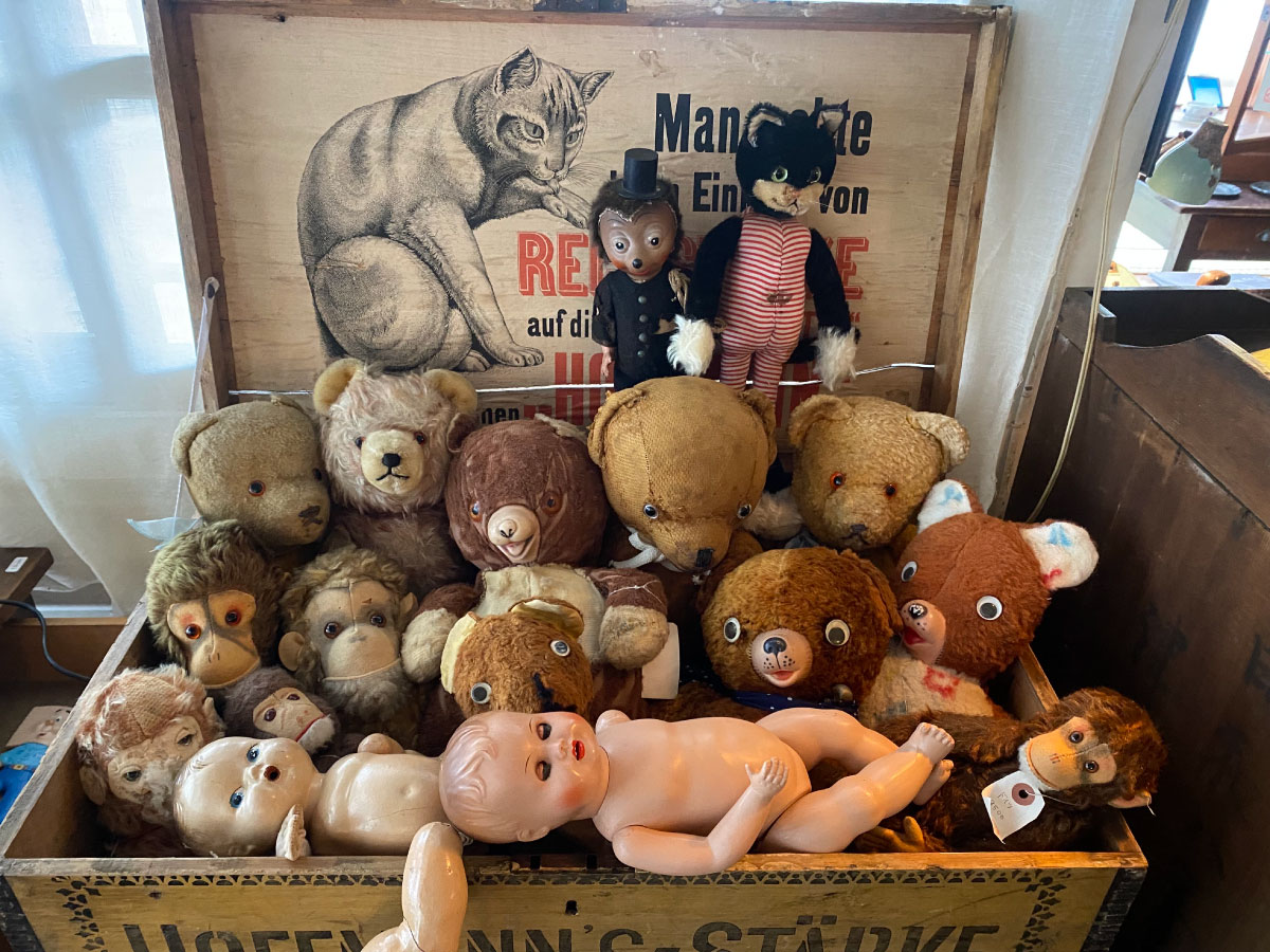 全国から90店舗以上が倉敷へ！アンティークや飲食店など「ANTIQUEノミノイチ」に大集合 | KCTトクもりっ